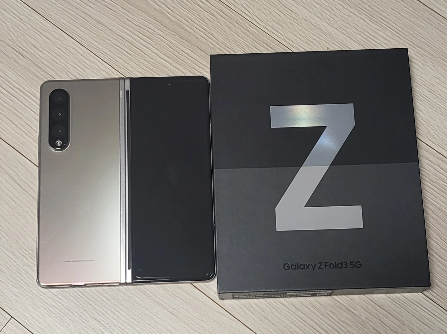 갤럭시z폴드3 256G 실버 +... | 당근 중고거래