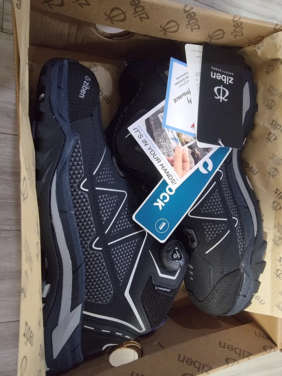 지벤 안전화 6인치 ZB-171S 다이얼 작업화 사이즈 260 | 숭의동 | 기타 중고물품 | 당근 중고거래