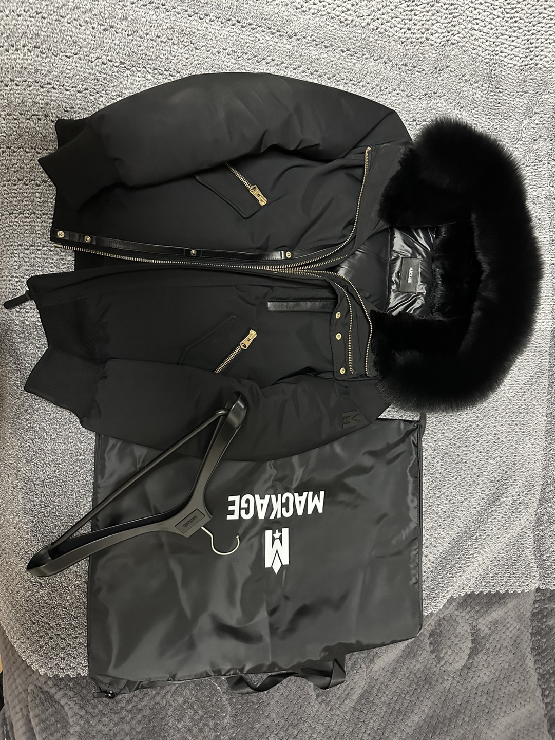 맥케이지 딕슨 블랙금장 21fw 38 | 당근 중고거래