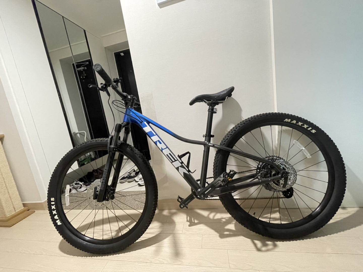 트랙 Trek “마린8” Mtb 당근 중고거래