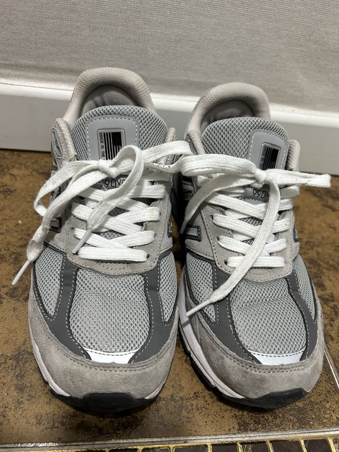 뉴발 990v5 250사이즈 | 당근 중고거래