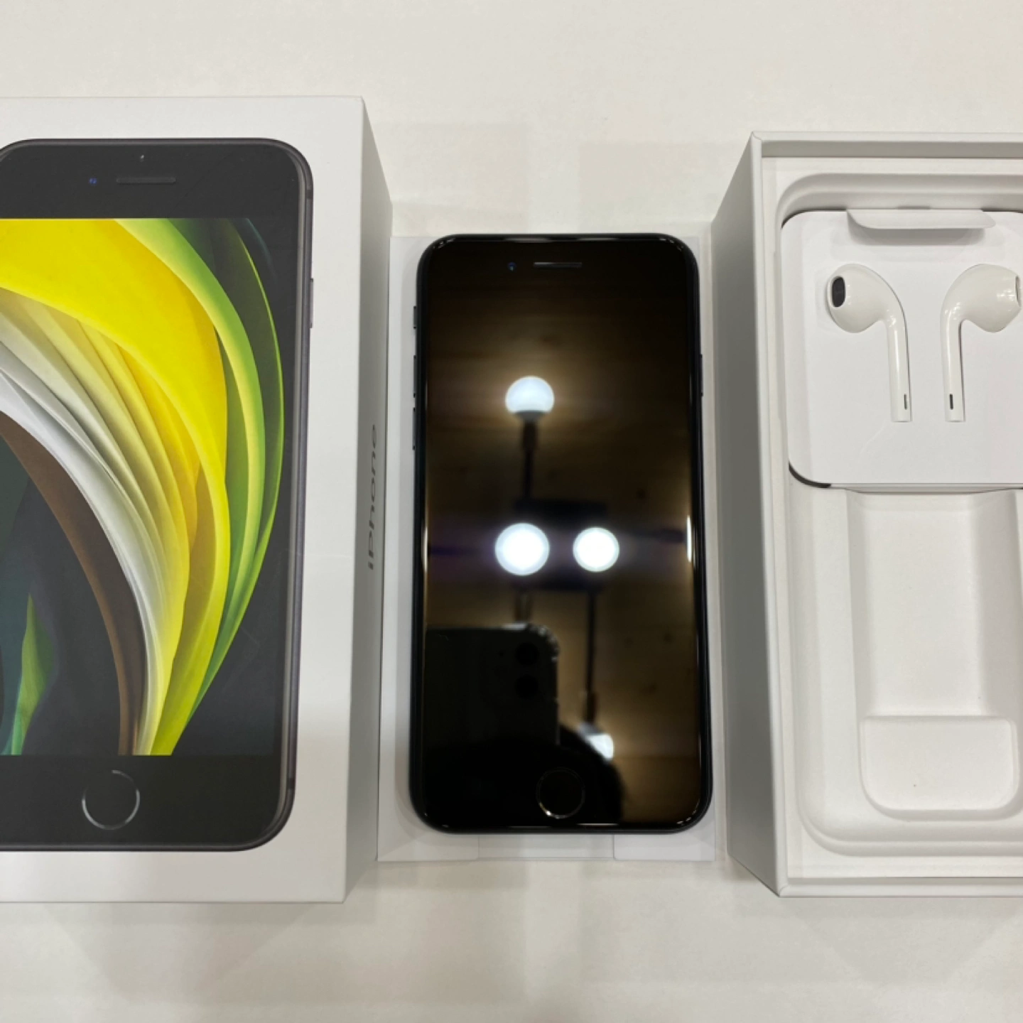 민트급 아이폰 SE2 블랙 12... | 당근 중고거래