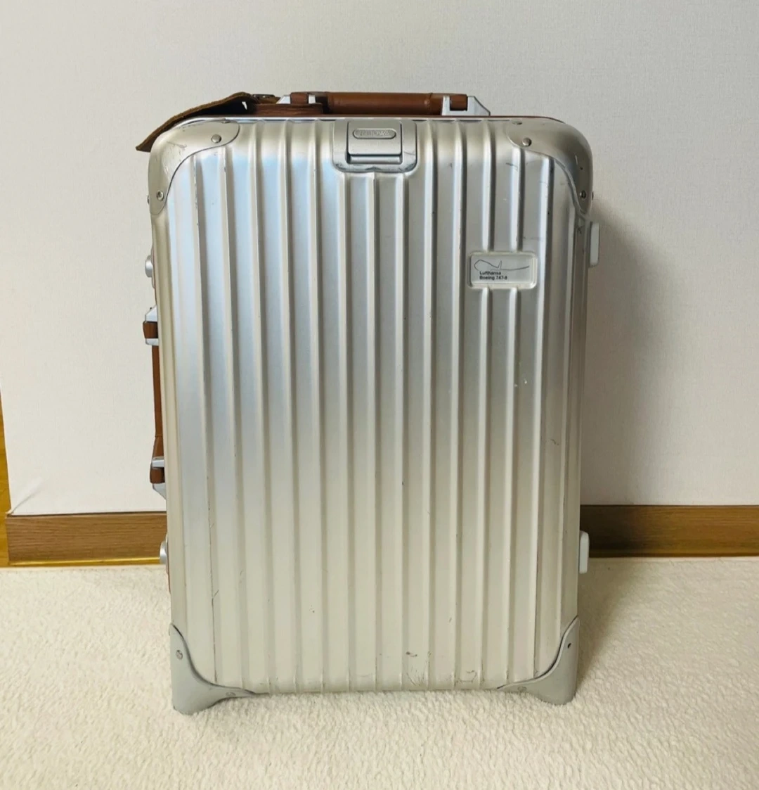 리모와 Rimowa 기내용 캐 당근 중고거래