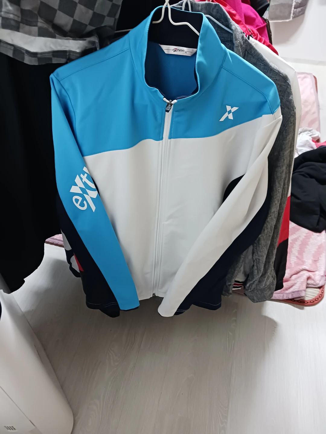 배드민턴 운동복자켓 바지 95 당근 중고거래