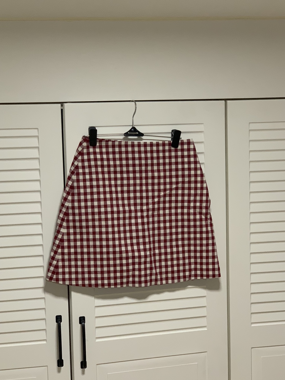 태향옷장 체크스커트 -레드(새상품) | 당근마켓 중고거래