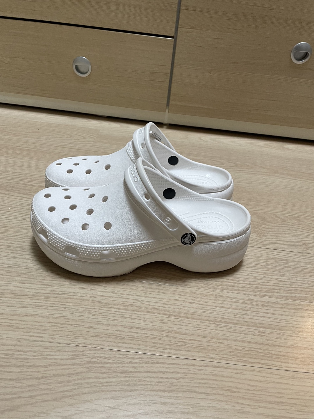 크록스 플랫폼 W8 (250) | 당근마켓 중고거래