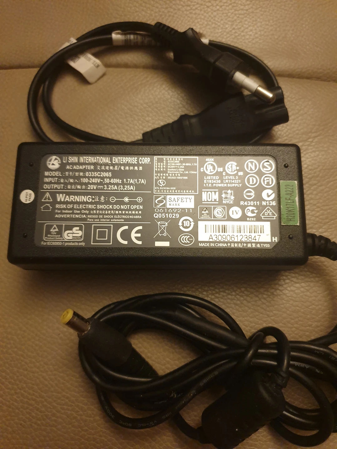 레노보 Lenovo 용 전원 아답터 20V 3.25A | 명일동 | 디지털기기 | 당근 중고거래