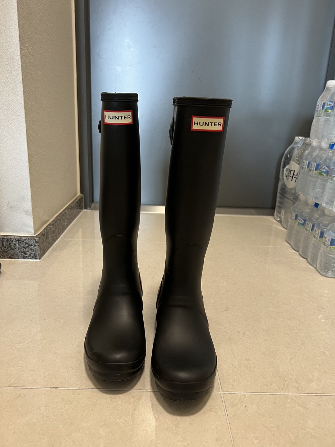 헌터 레인부츠 블랙 240(US7) | 당근마켓 중고거래