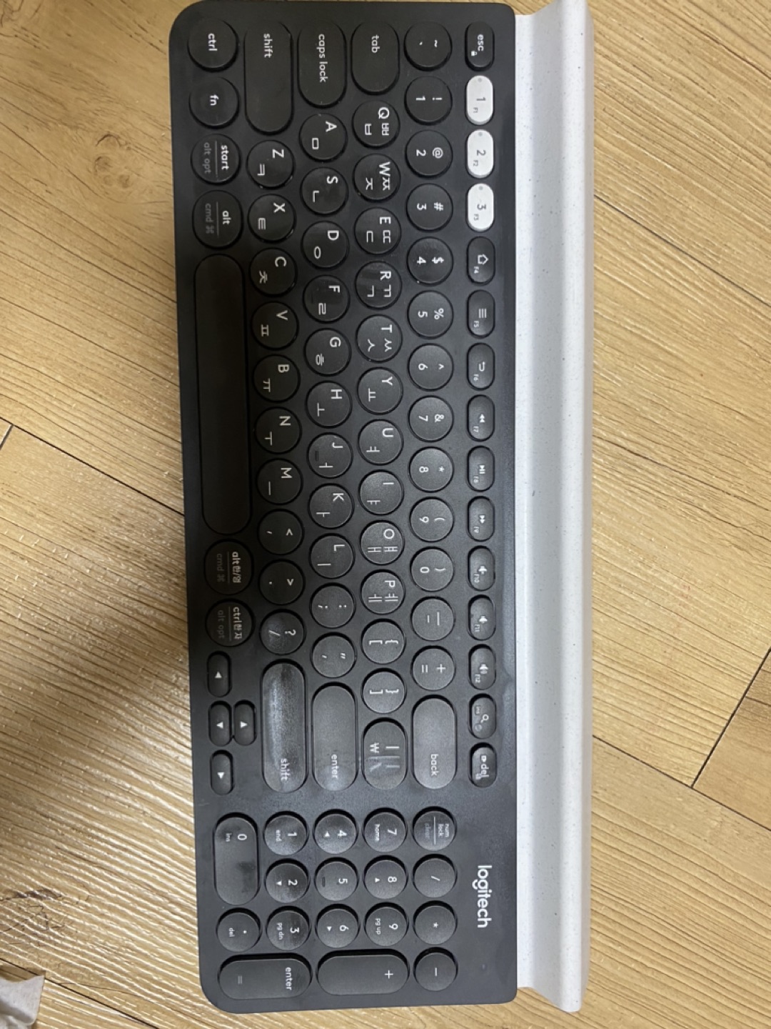 로지텍 k780 무선 키보드 | 당근 중고거래