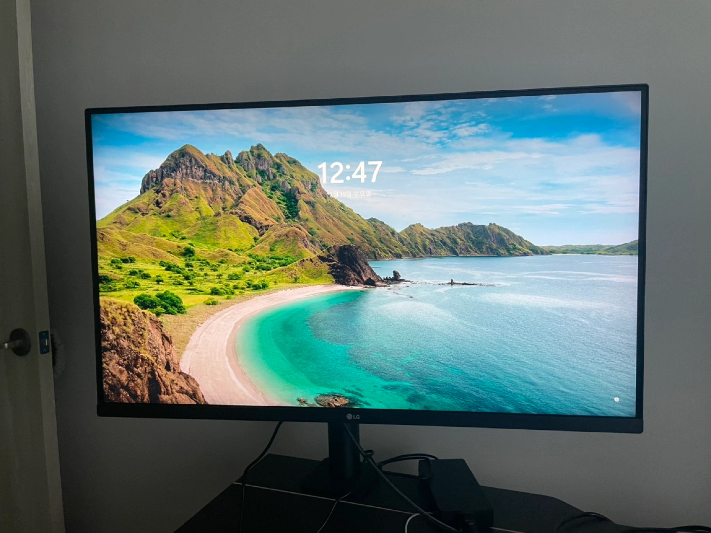 Lg 32인치 4k 모니터암 일 당근 중고거래