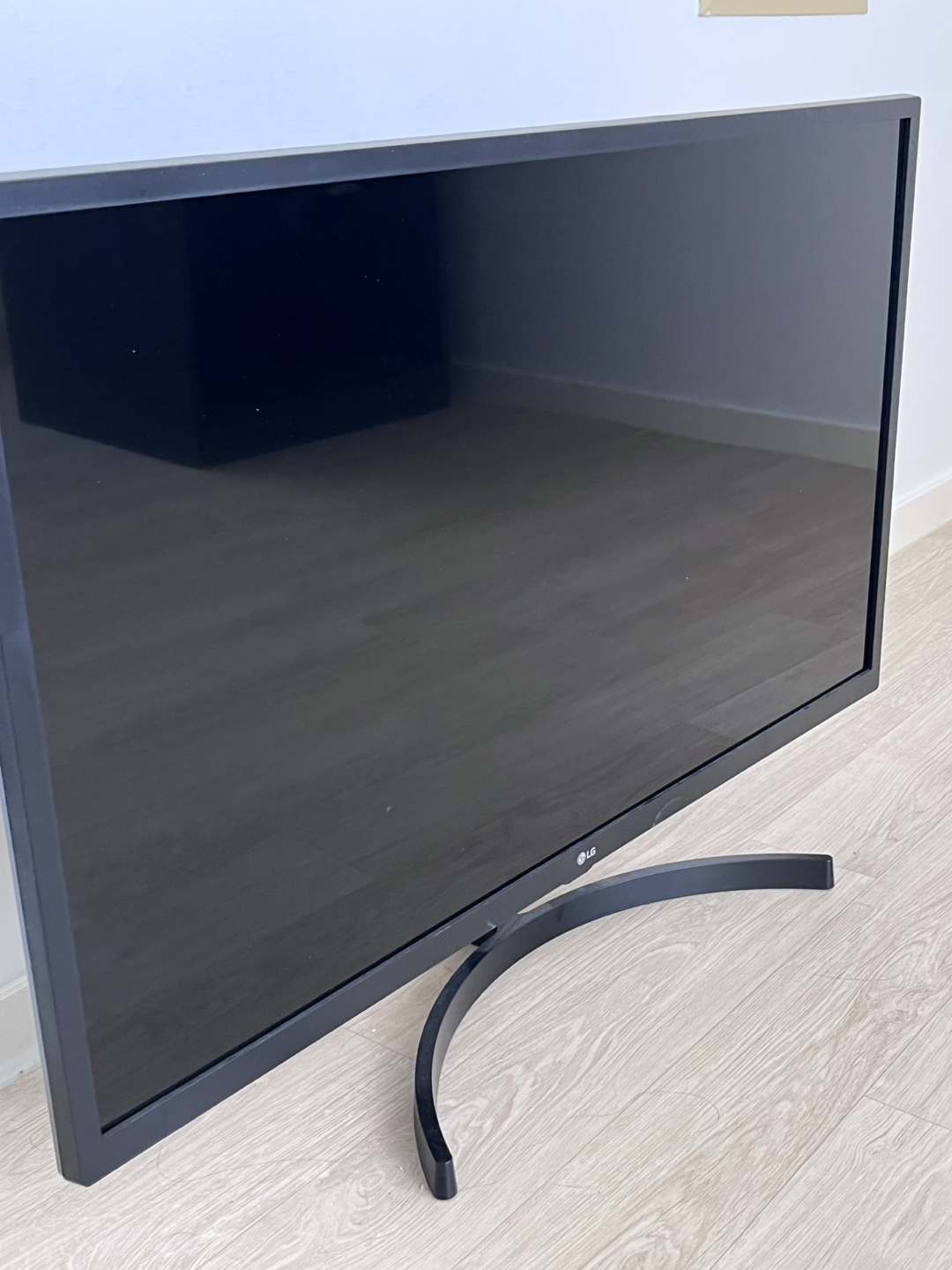 LG IPTV 32인치 모니터 팝니다 (모델명 : 32MQ510S) | 서초동 | 디지털기기 | 당근 중고거래