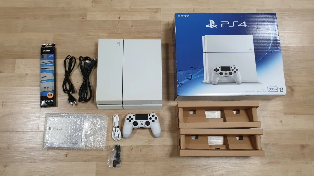 플스4 1205a 화이트 팝니다 | 당근마켓 중고거래