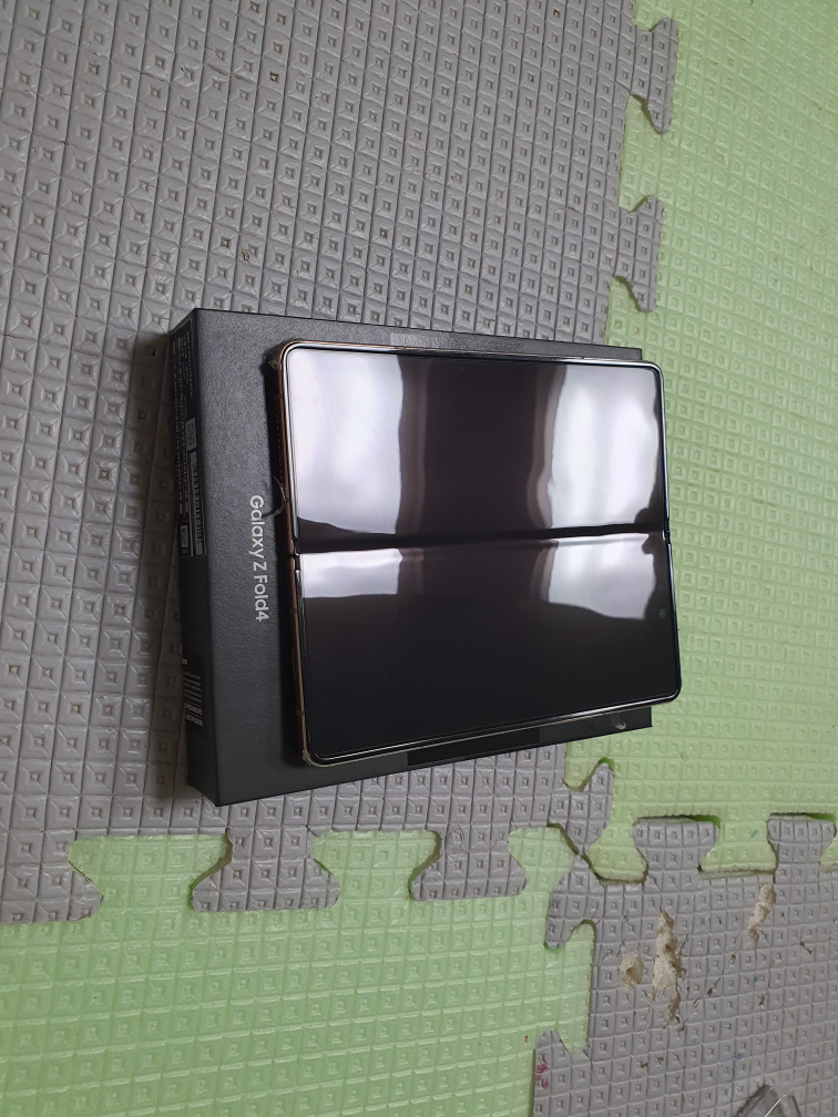 갤럭시 폴드4 512G | 당근 중고거래