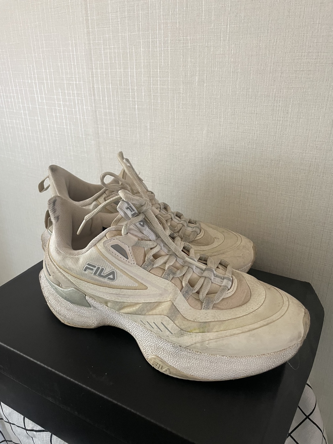 Fila 휠라 어글리슈즈 245... | 당근 중고거래