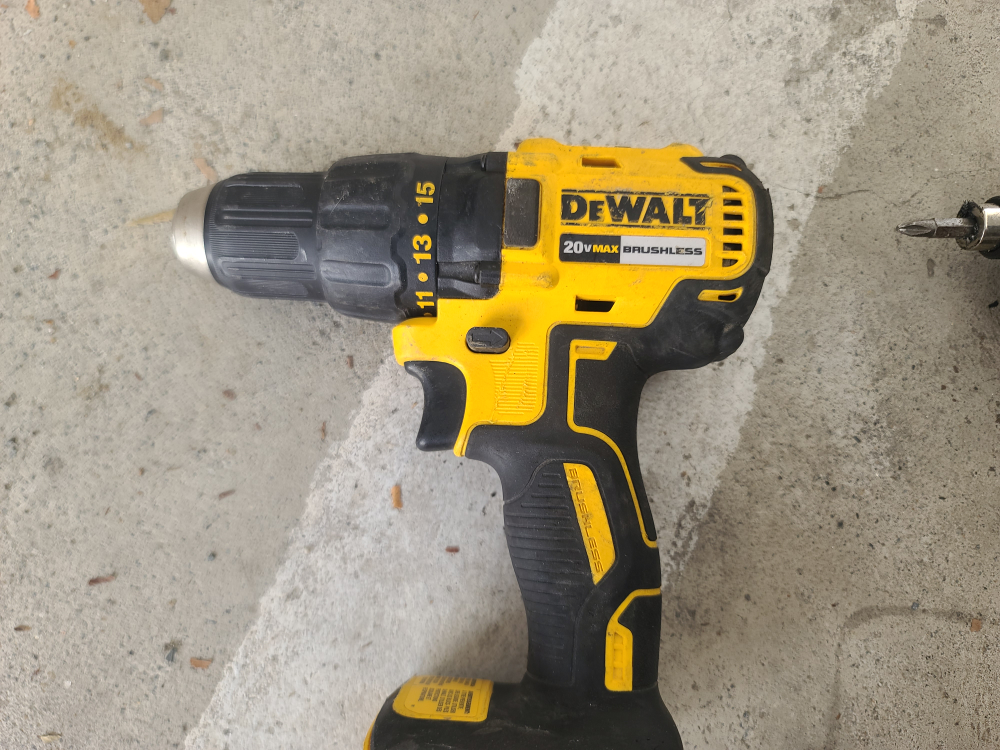 디월트 dcd777 본체만 배... | 당근 중고거래