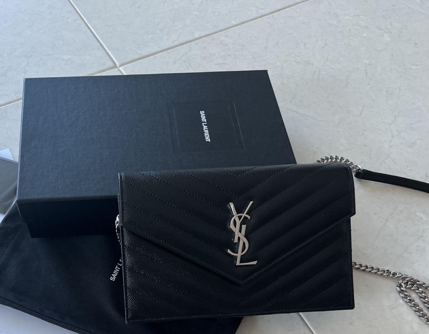 YSL 생로랑 엔벨로프 크로스백... | 당근 중고거래