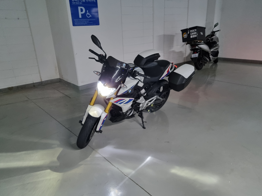 BMW g310r 아크라풀배기사... | 당근 중고거래