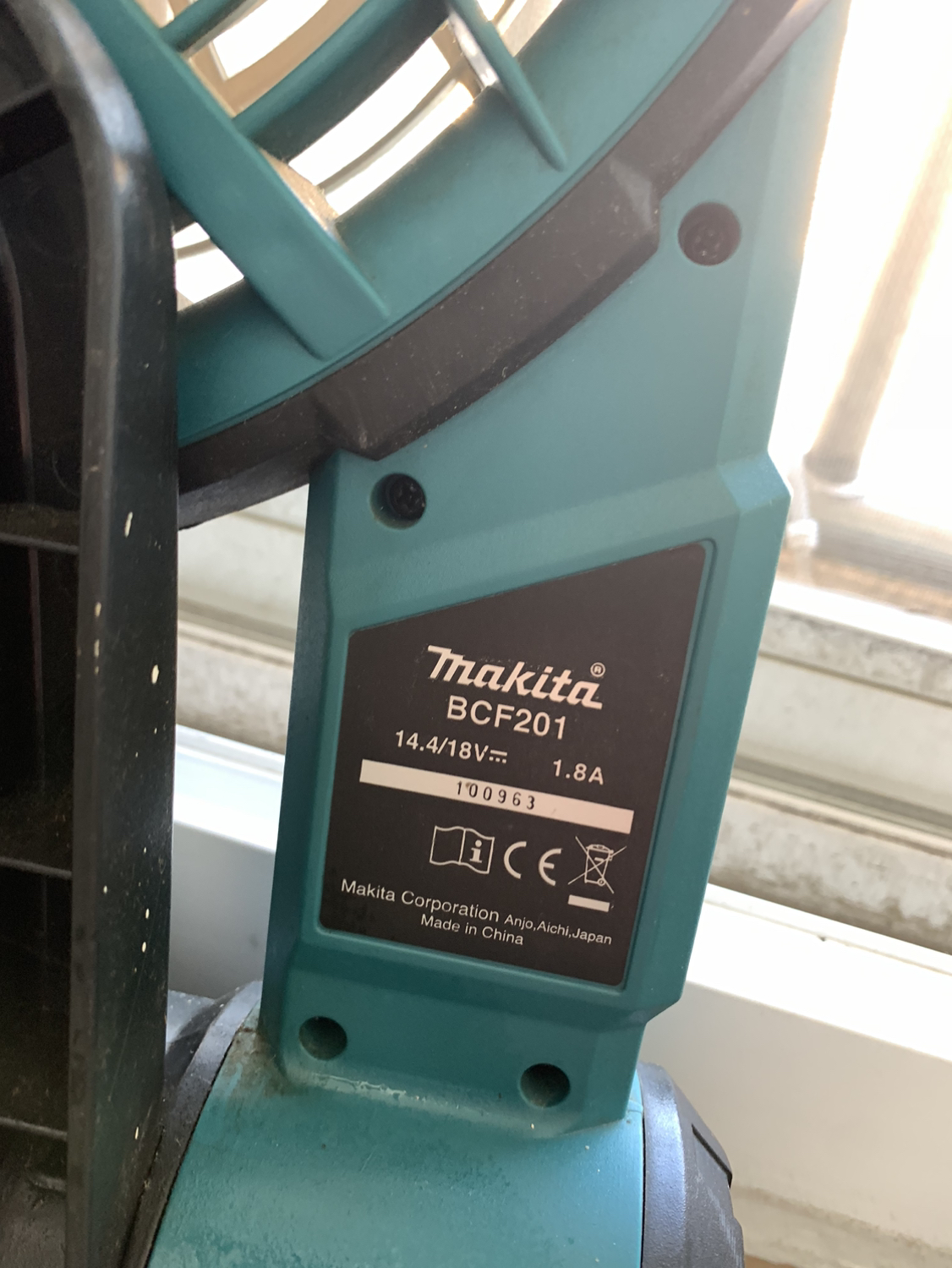 마끼다 충전선풍기 BCF201 | 당근 중고거래