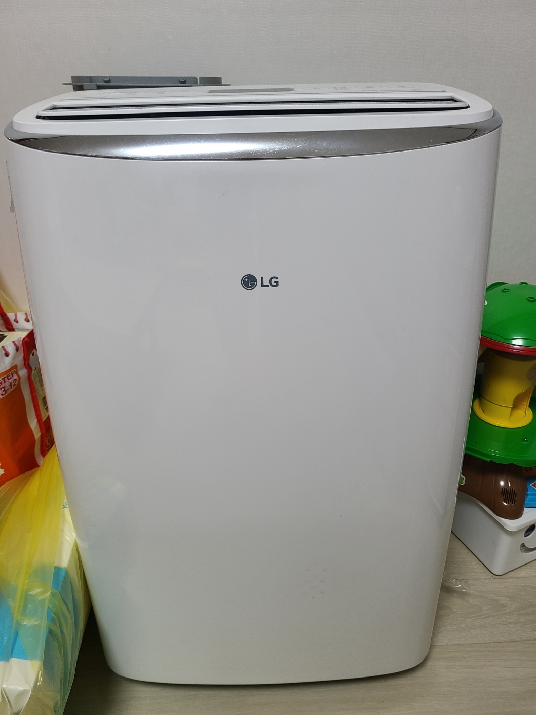 Lg 이동식 에어컨 PQ08DBWAN 판매 | 사당동 | 생활가전 | 당근 중고거래