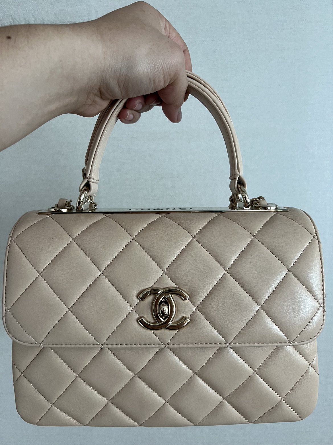 샤넬 트렌디cc 미듐 아이보리 | 당근 중고거래