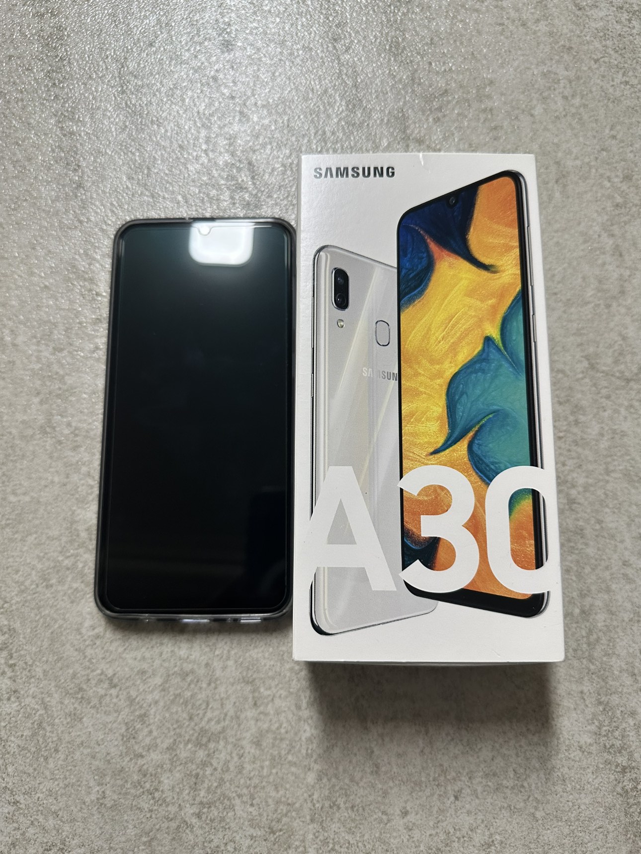 삼성휴대폰 a30(32gb) u... | 당근 중고거래