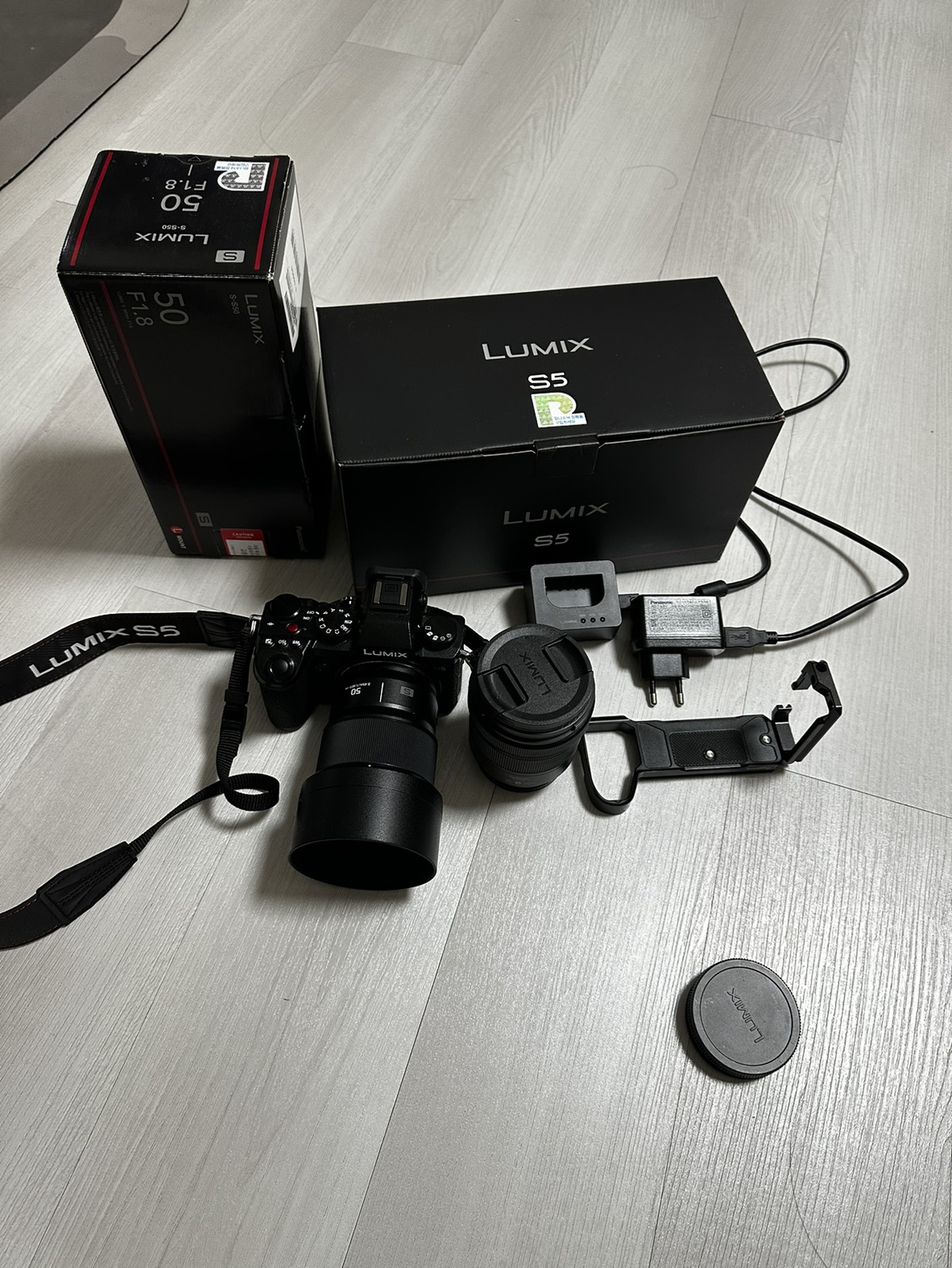 파나소닉 루믹스 s5 + 20-60렌즈 + 50mm 1.8 렌즈 + L플레이트 + 배터리 풀 박스 | 디지털기기 | 당근 중고거래