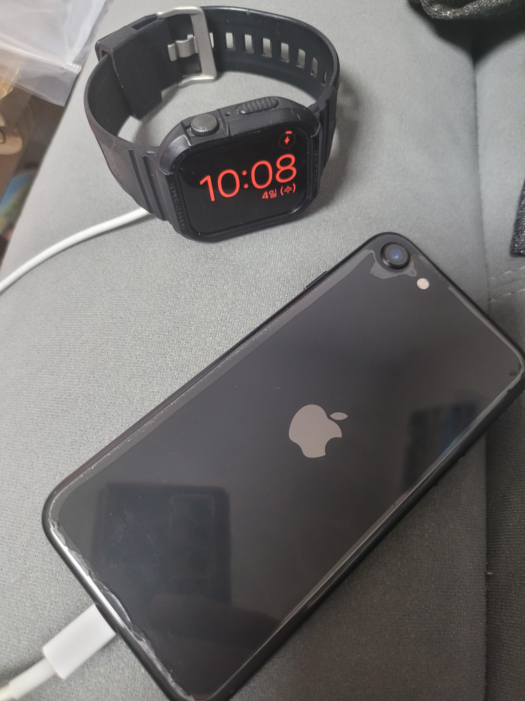 아이폰se2 128기가 + 애플... | 당근 중고거래