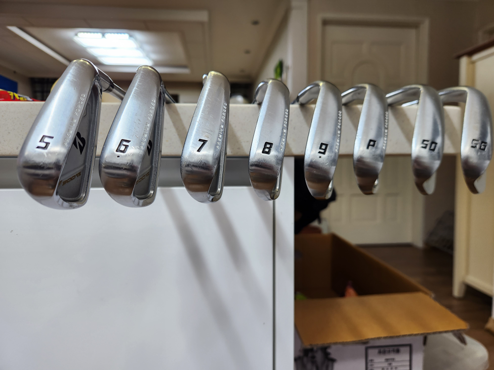 투어스테이지 v300 7세대 5... | 당근 중고거래