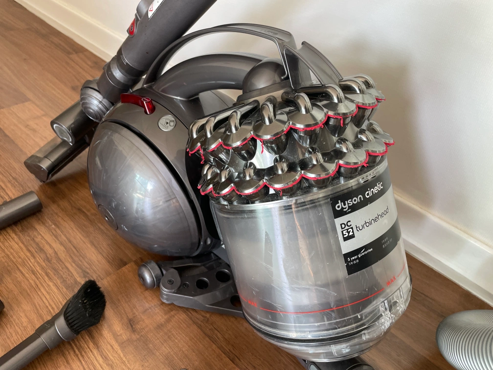 다이슨 유선청소기 DC52 | 당근 중고거래