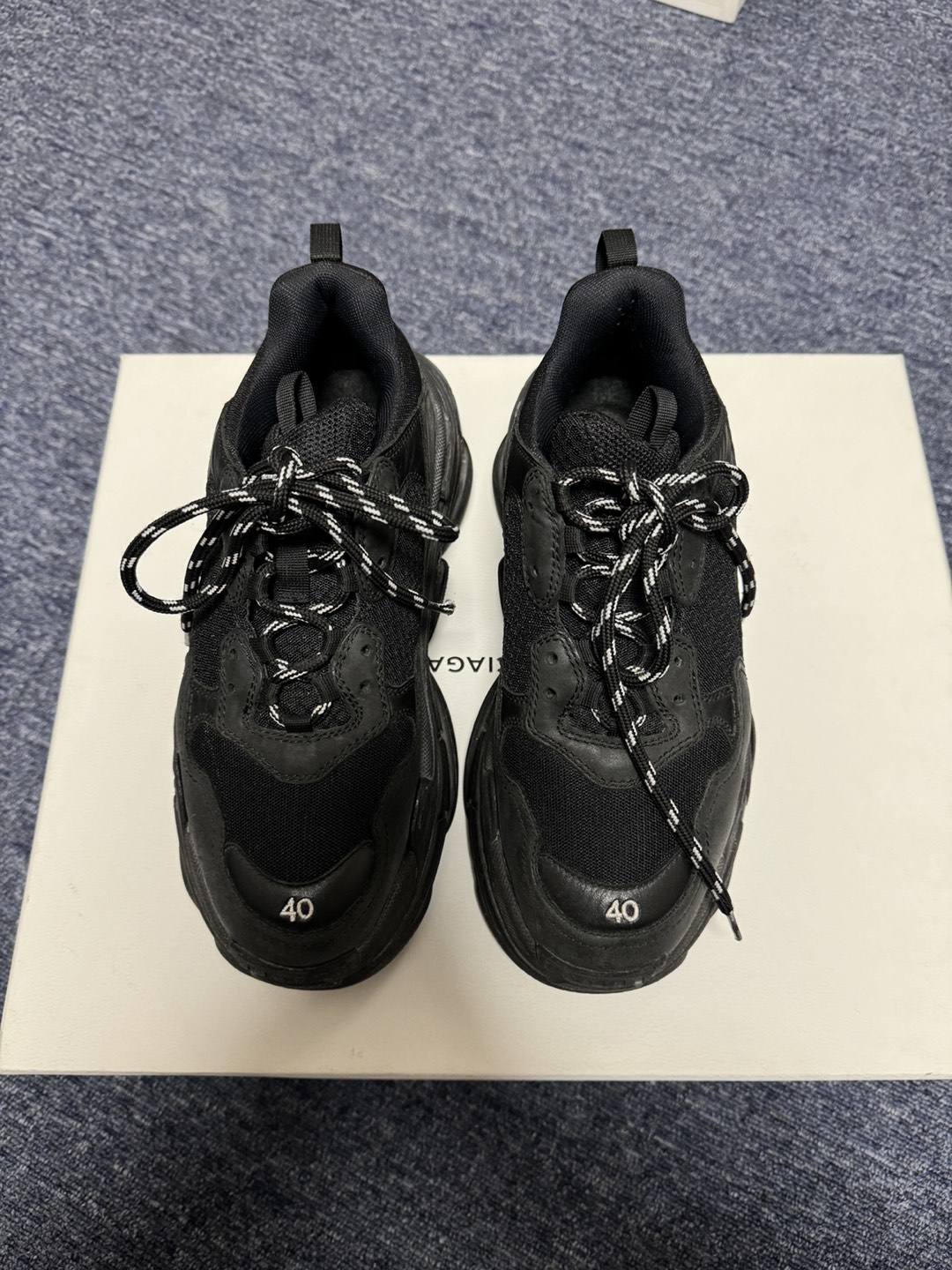 발렌시아가 트리플S 더티블랙 40사이즈 17FW 팝니다. | 남성패션/잡화 | 당근 중고거래