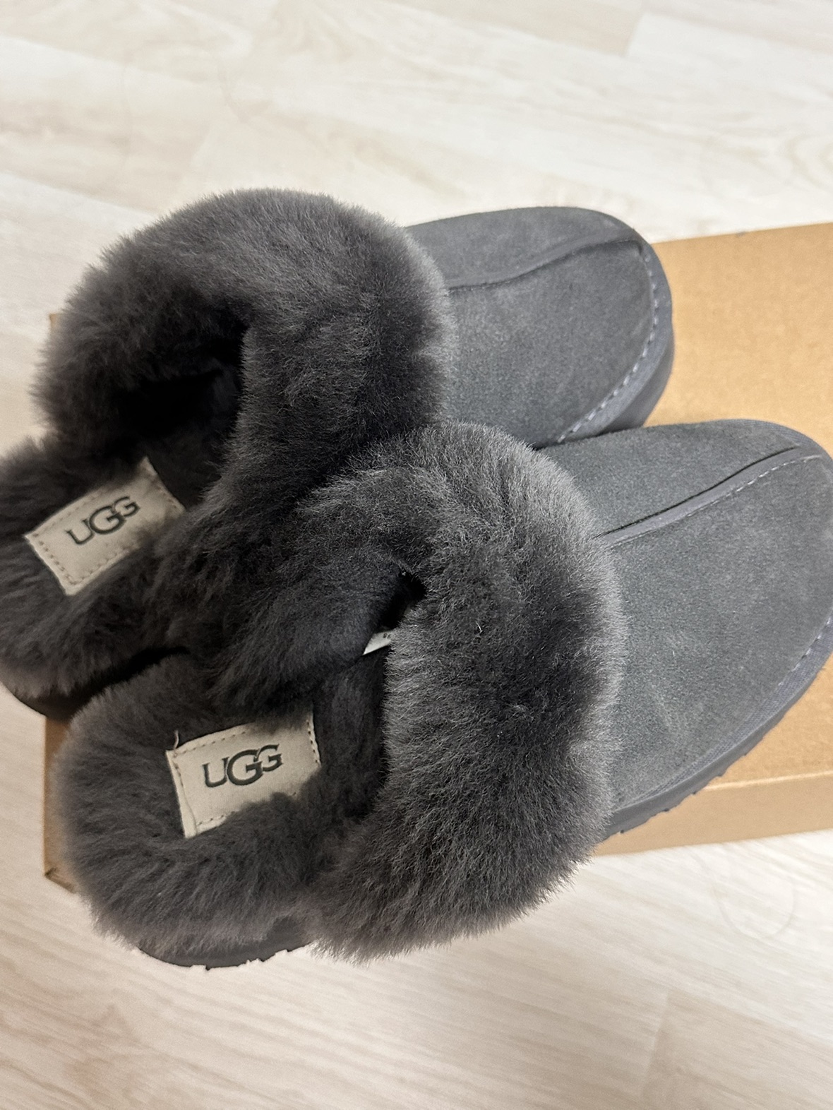 Ugg 미국 240사이즈 us7 | 당근 중고거래