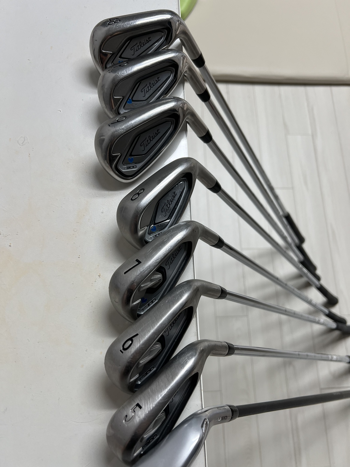 타이틀리스트 T300 5-p,48 7아이언+U510 4번 | 수서동 | 스포츠/레저 | 당근 중고거래