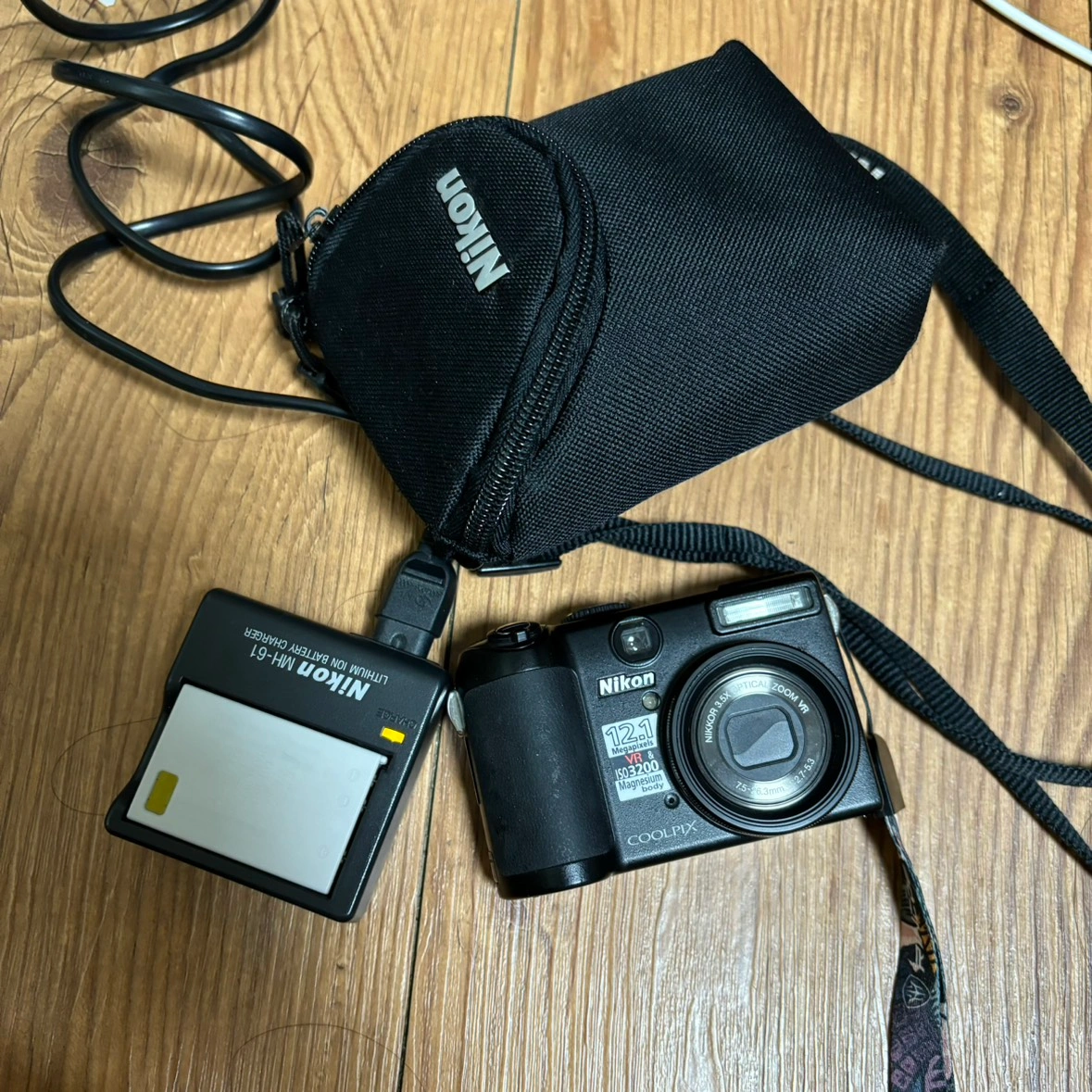 니콘 p5100 디지털카메라 | 당근 중고거래