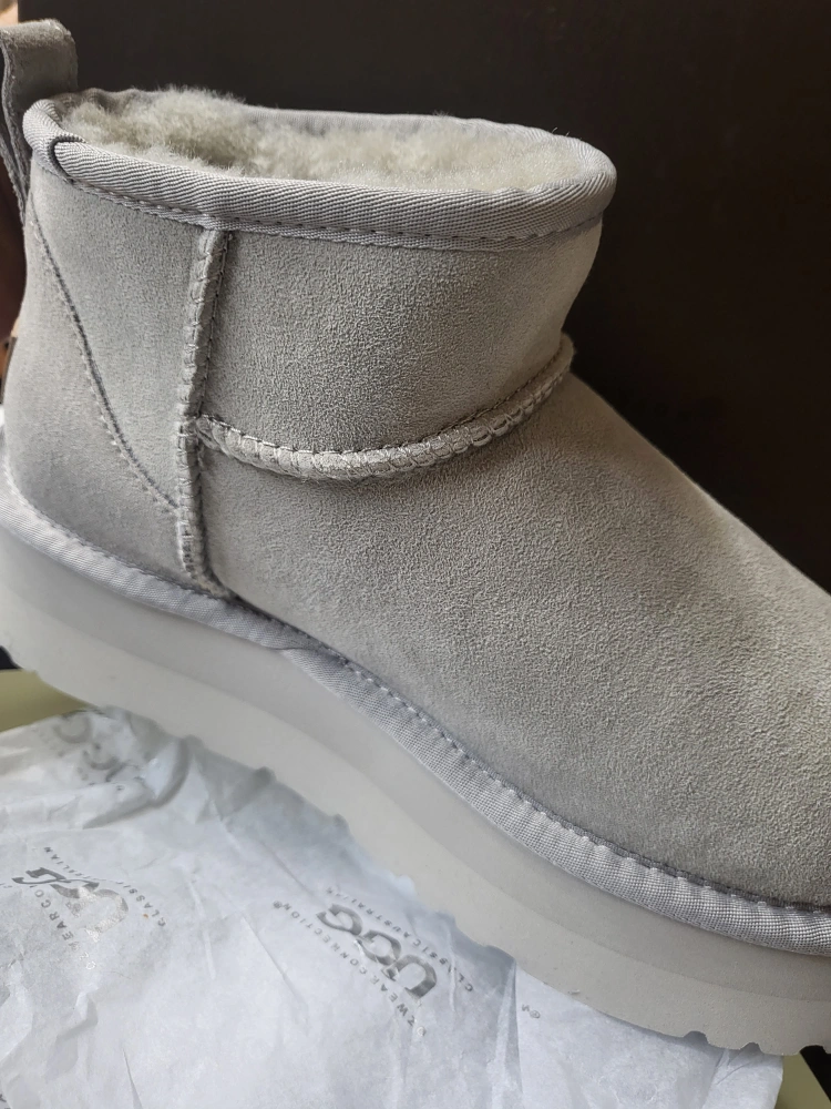 UGG 어그 연그레이 펄리버 울트라미니 플랫폼 (240-245, 8L) | 여성잡화 | 당근 중고거래