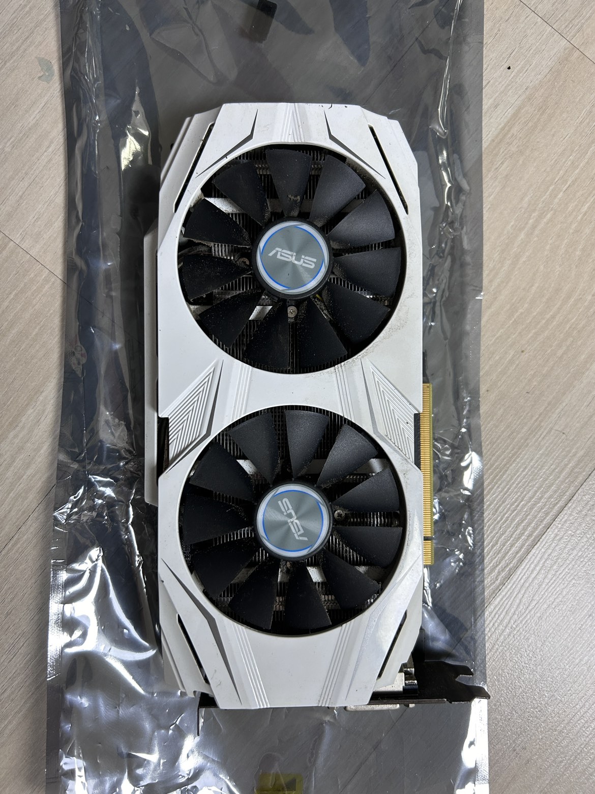 asus gtx 1060 3gb... | 당근 중고거래