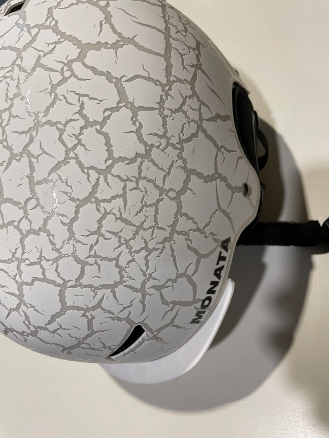 Monata 모나타 스키 헬멧 흰색 | 당근 중고거래