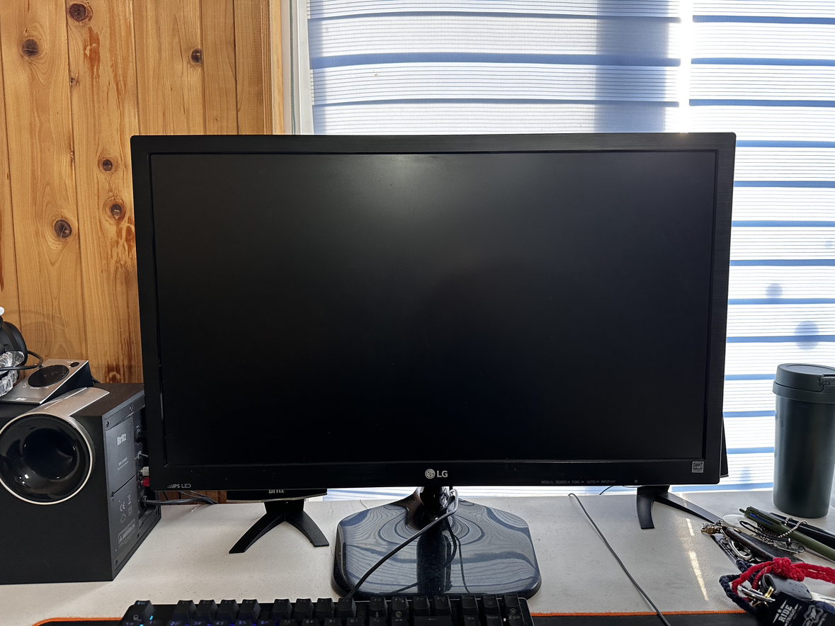 게이밍컴퓨터(i5-6600) + LG 27인치 모니터,게이밍 키보드 | 대정읍 | 디지털기기 | 당근 중고거래