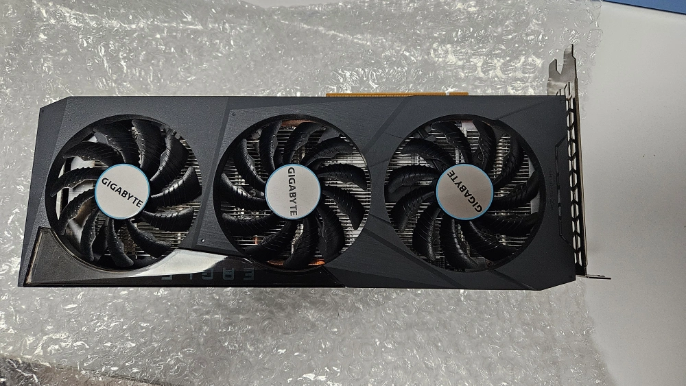 기가바이트 rx6600 eagle 팝니다 | 디지털기기 | 당근 중고거래