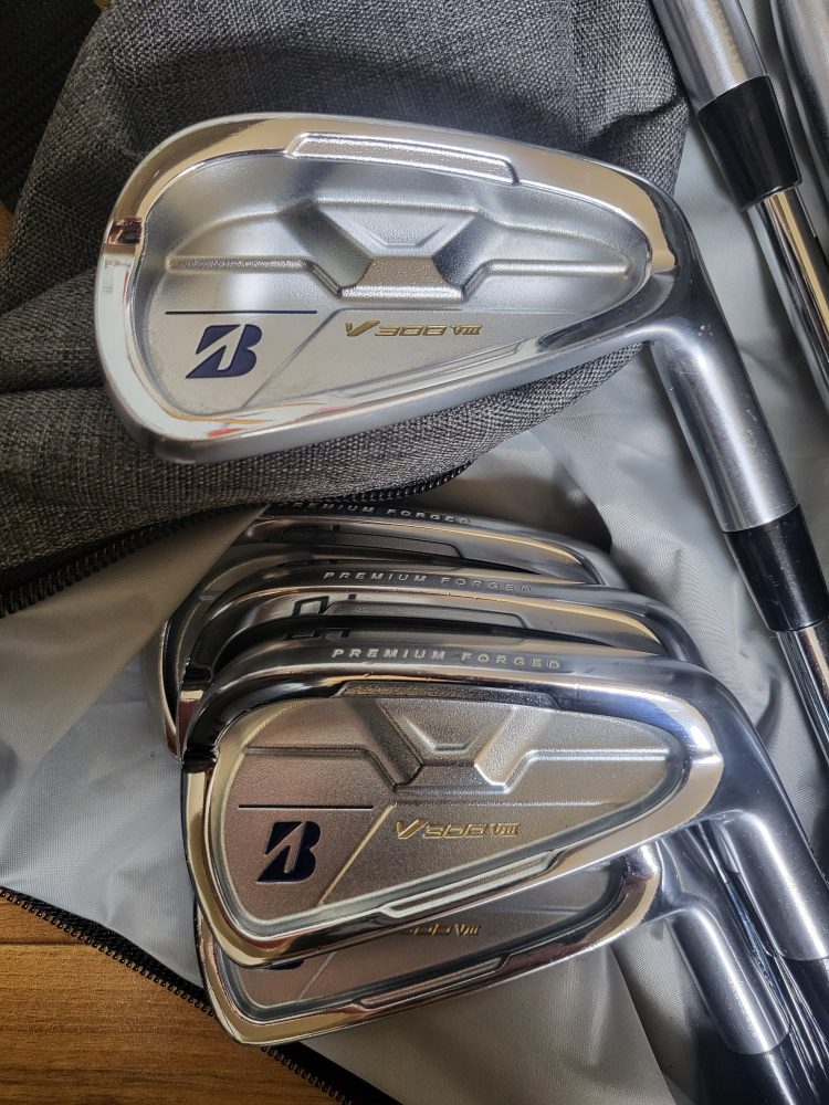 v300 8세대 4-P | 당근 중고거래