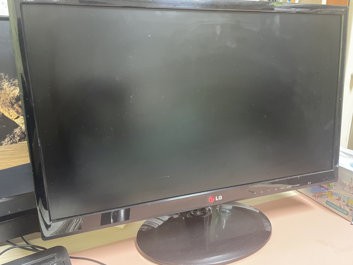 Lg 23 TV 겸용 모니터. 전원선 및 케이블은 구매하셔야합니다 이상없습니다 | 목원동 | 디지털기기 | 당근 중고거래