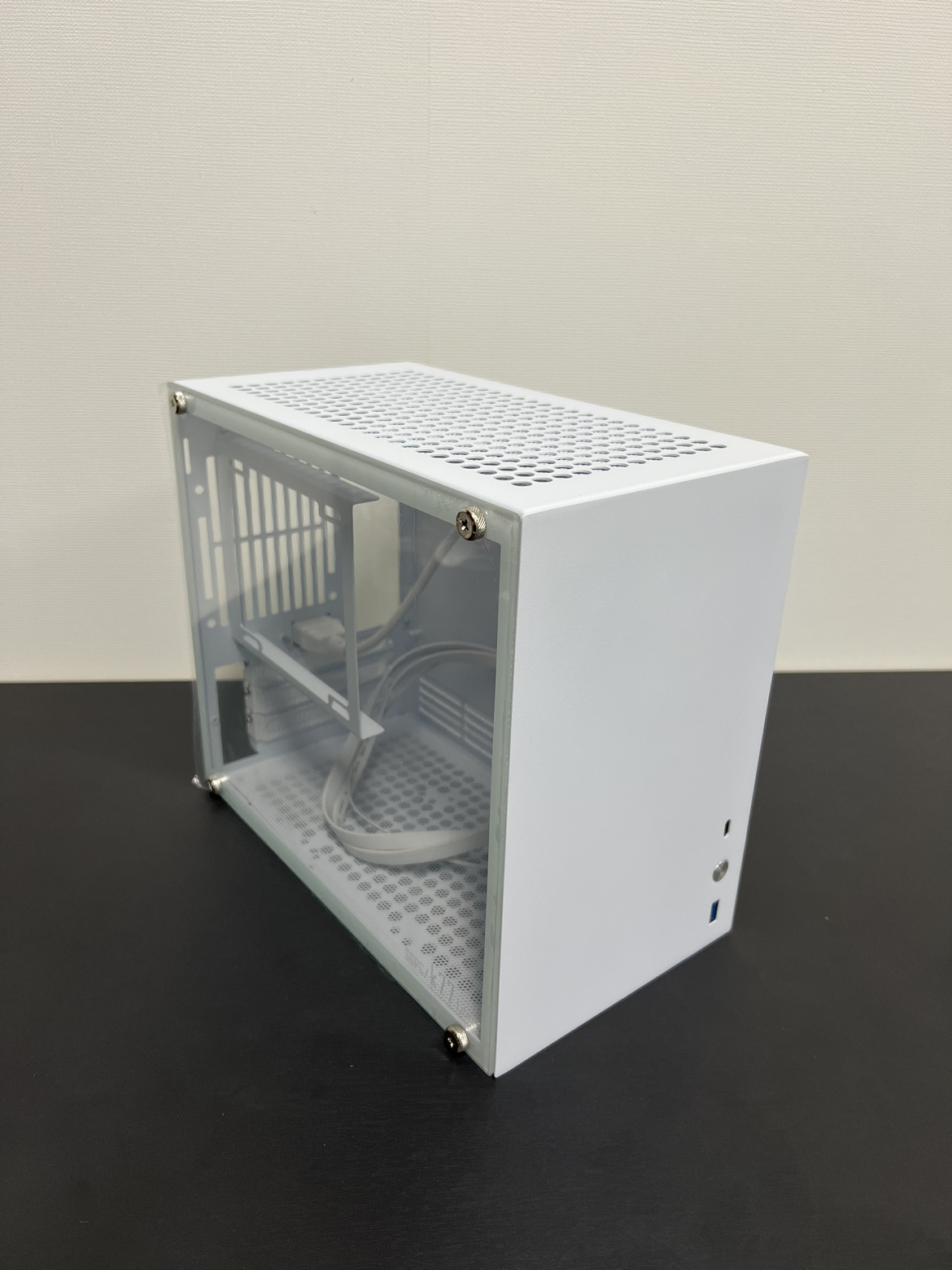 K77 청춘판 ITX 미니PC케이스 120수냉지원 10L(미사용) | 디지털기기 | 당근 중고거래