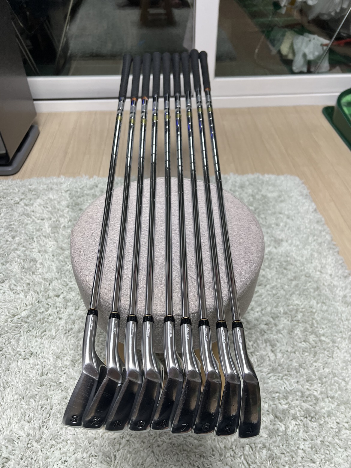 투어스테이지 V300 3 / 아... | 당근 중고거래