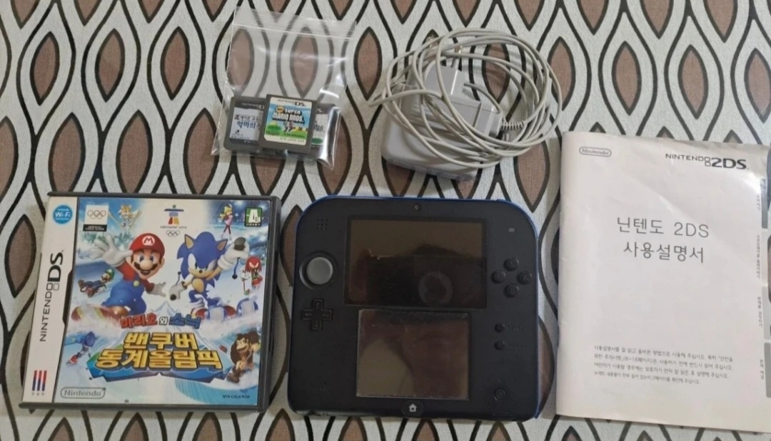 닌텐도 2ds 일렉트릭 블루 | 당근 중고거래