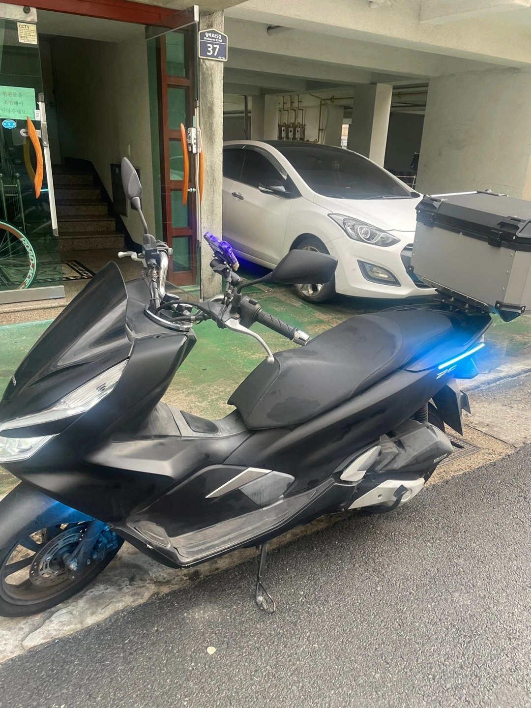 19년식 pcx | 당근 중고거래