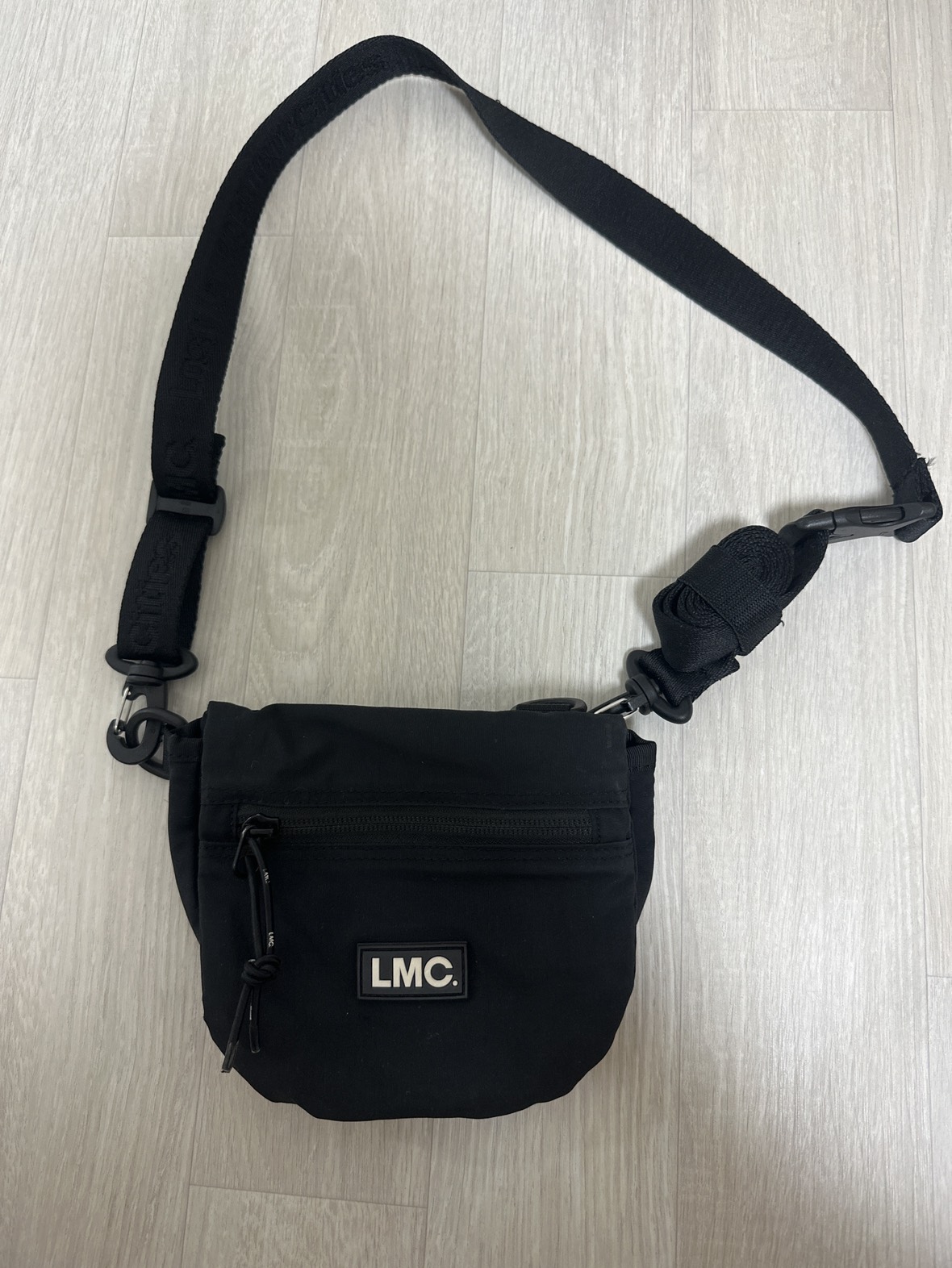 LMC 미니힙색 | 당근 중고거래