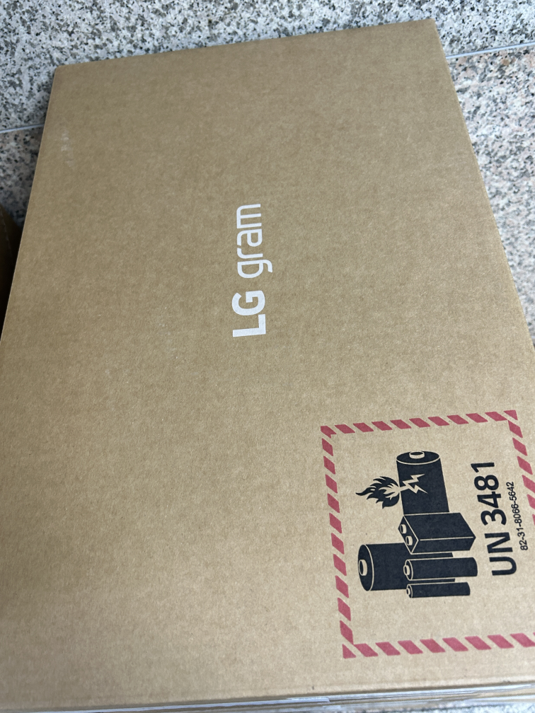 Lg 그램 16인치 노트북 미개 당근 중고거래