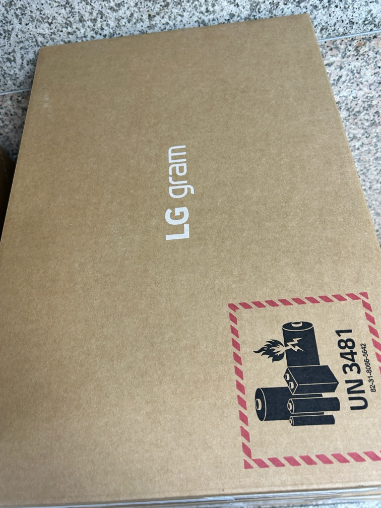 Lg 그램 16인치 노트북 미개 당근 중고거래