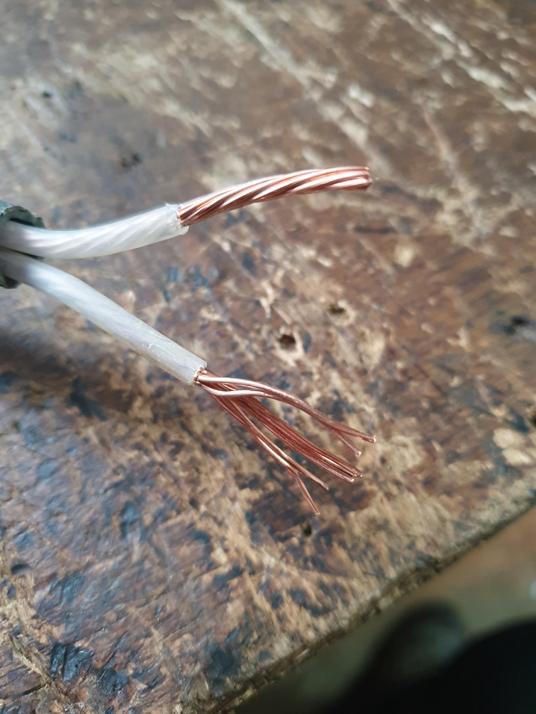 새전선 TRF-CV 4SQ×2C... | 당근 중고거래