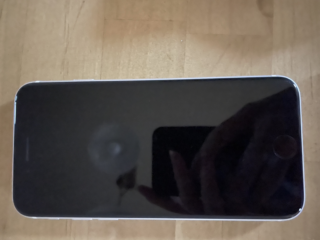 급처)🙏🙏아이폰se2 128g | 당근 중고거래