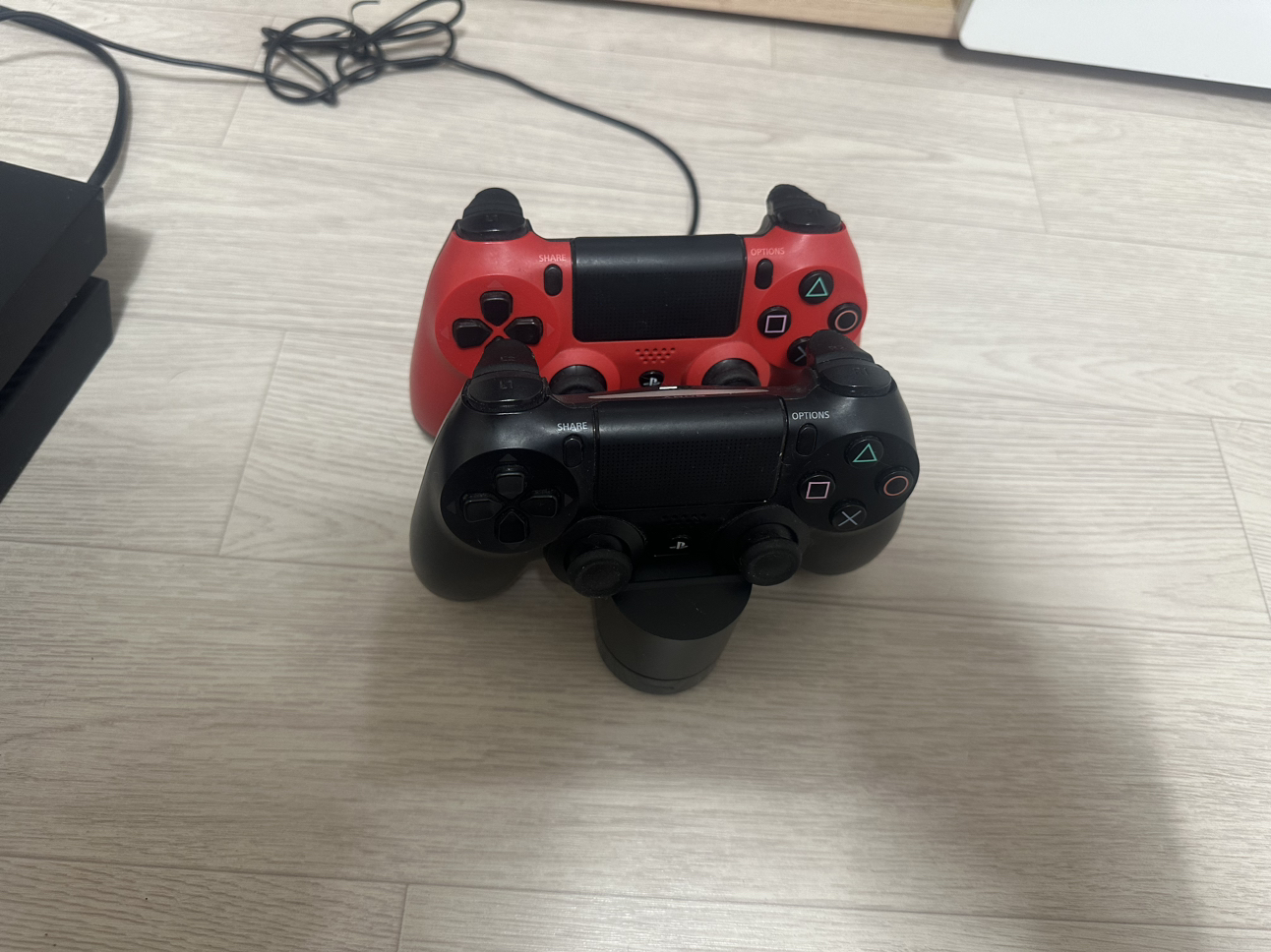 플레이스테이션4 CUH-1205A 판매합니다(CD5장) | 가능동 | 생활가전 | 당근 중고거래